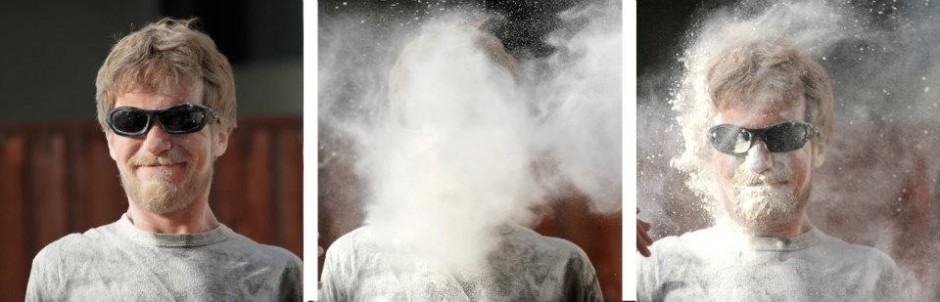 Flour fighting – The Surprise-aholic