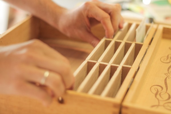 DIY seed box – The Surprise-aholic