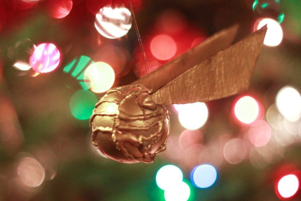 Golden Snitch Ornament DIY - Harry Potter Craft