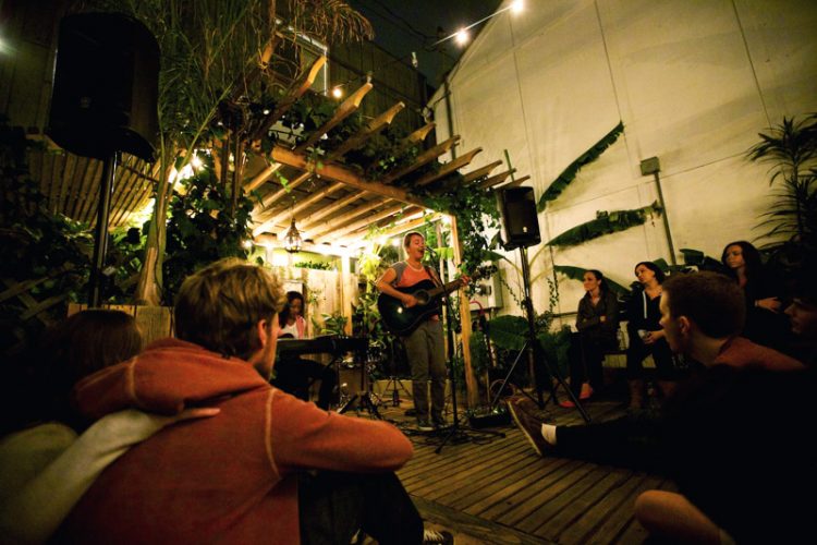 Backyard Concert with Lisa Haagen and Lakin – The Surprise-aholic