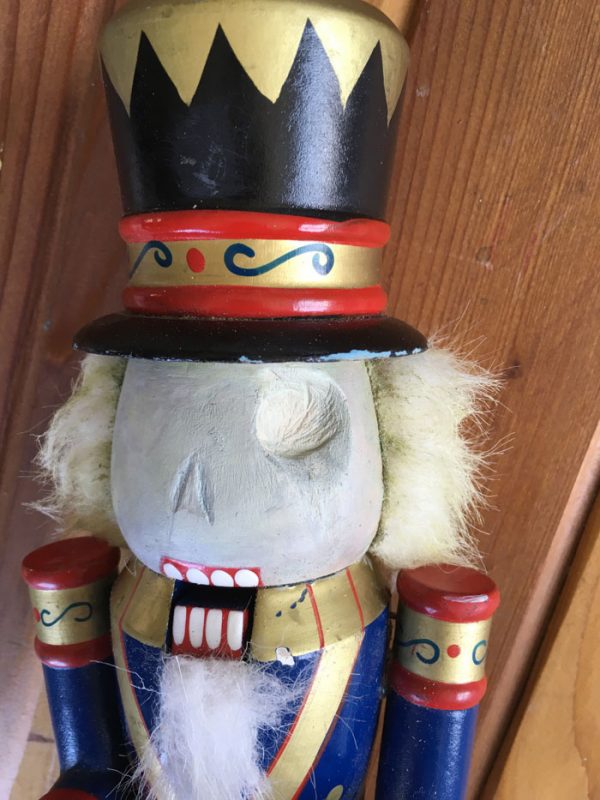 Zombie Nutcracker – The Surprise-aholic
